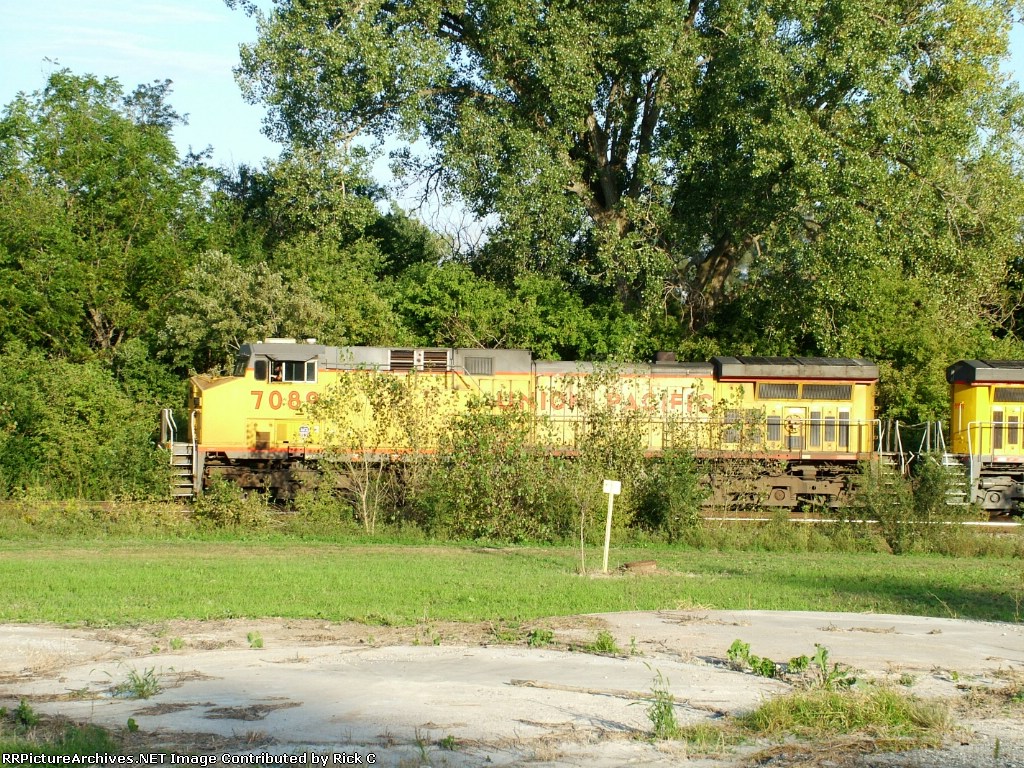 Lead Unit Going East